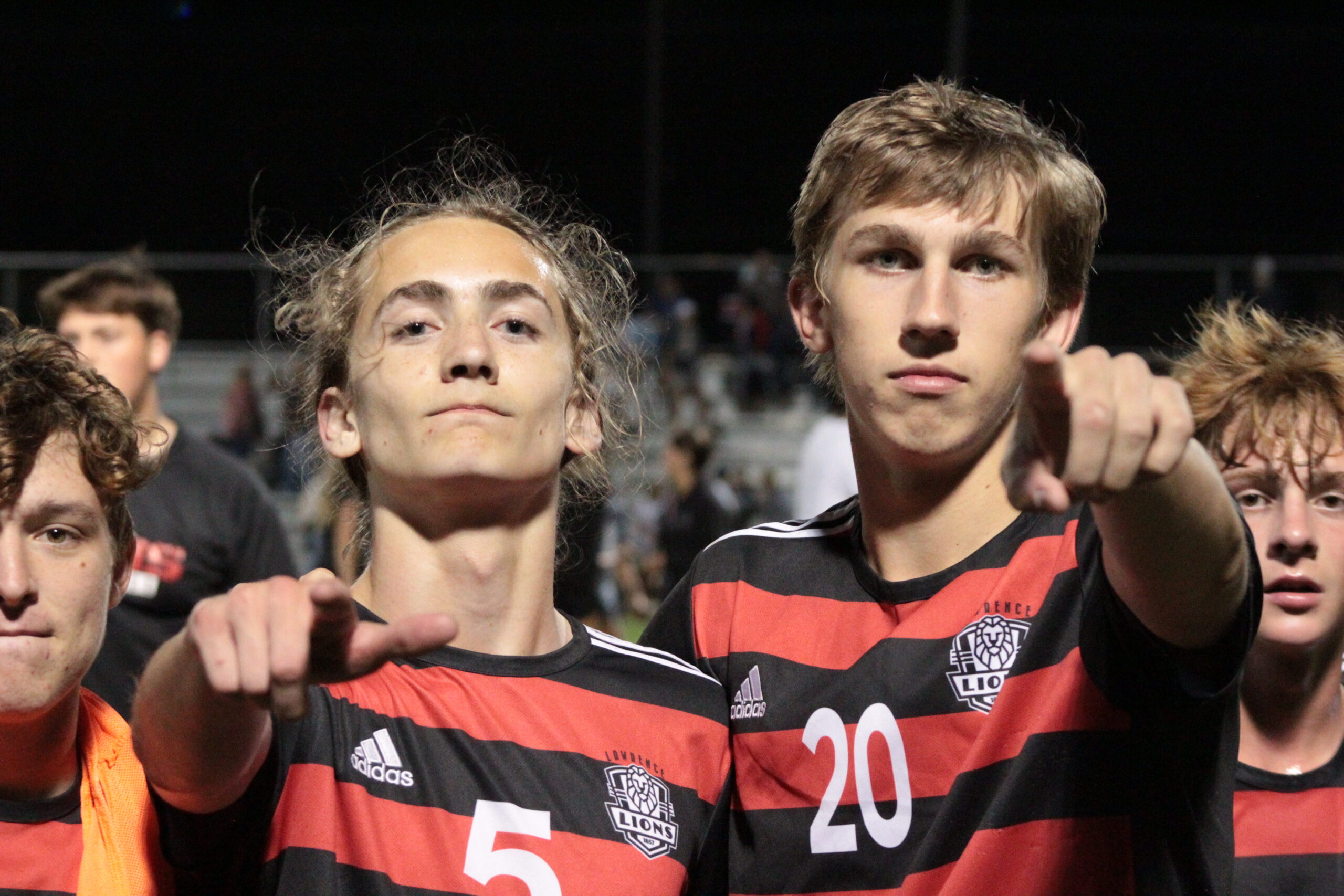 Preps Notebook: Nichols hits dramatic game-winner to push LHS past SM ...